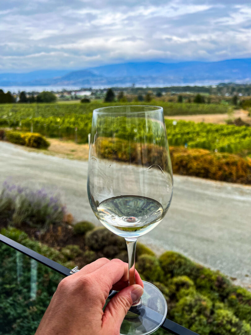 19 Best Okanagan Valley Wineries - World Wide Honeymoon